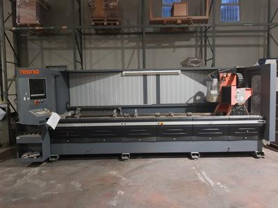 Auction Cnc Tekna Tk427 machining center