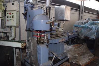 Lot Comaco filling machine and seamer
