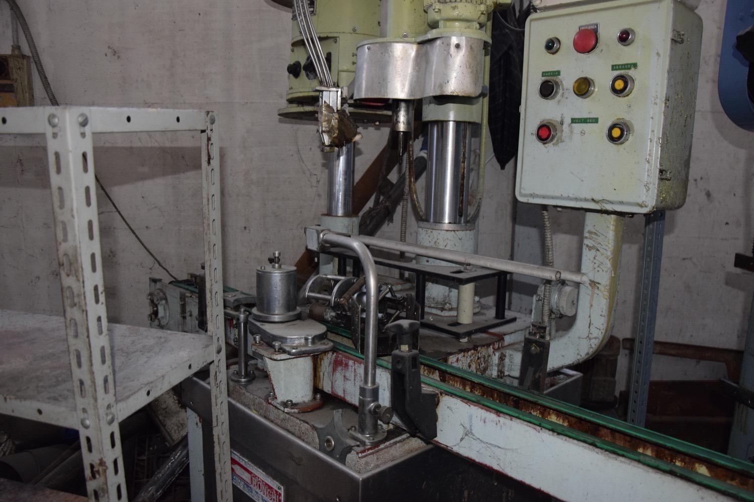 Lot Ronchi capping machine