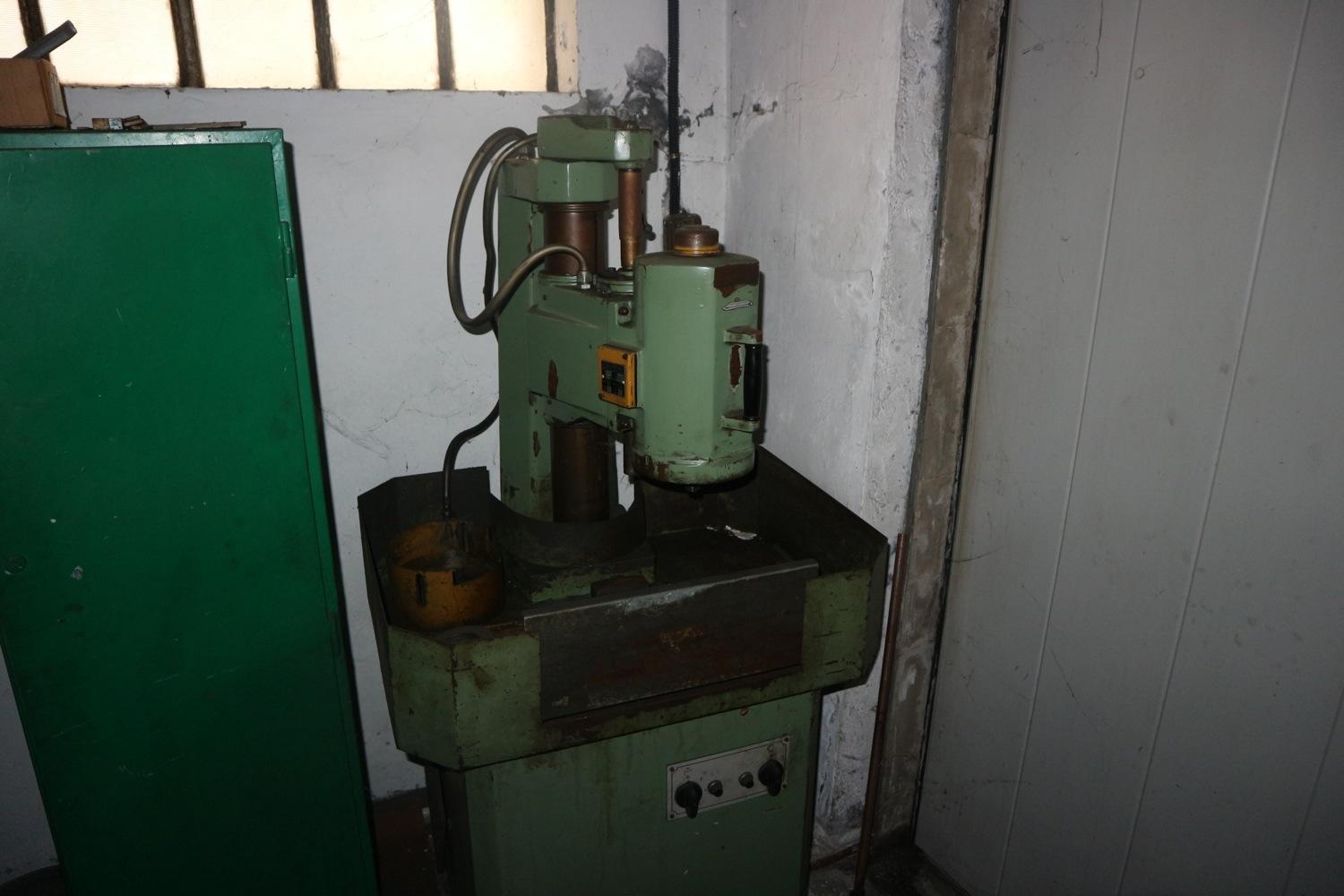 Lot IBP milling machine and belt sanders