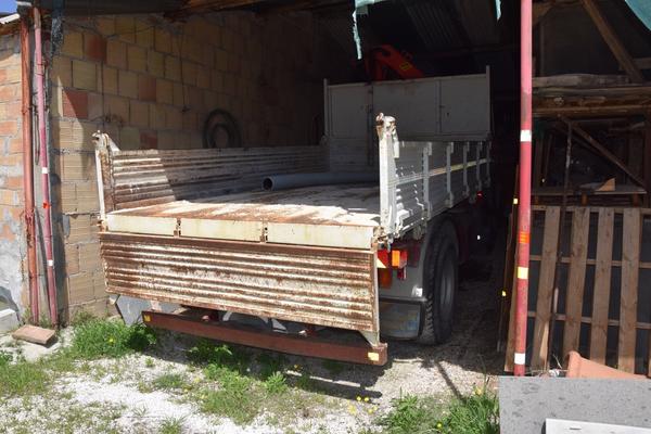 Lot Iveco Unic truck