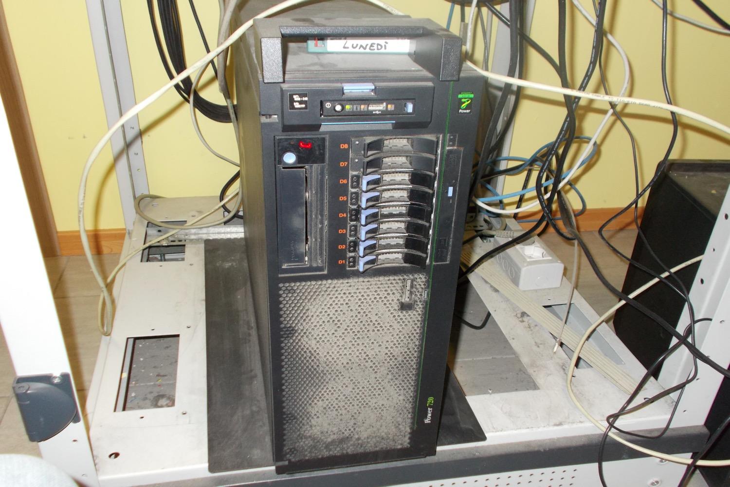 Lotto Sistema IBM POWER 720