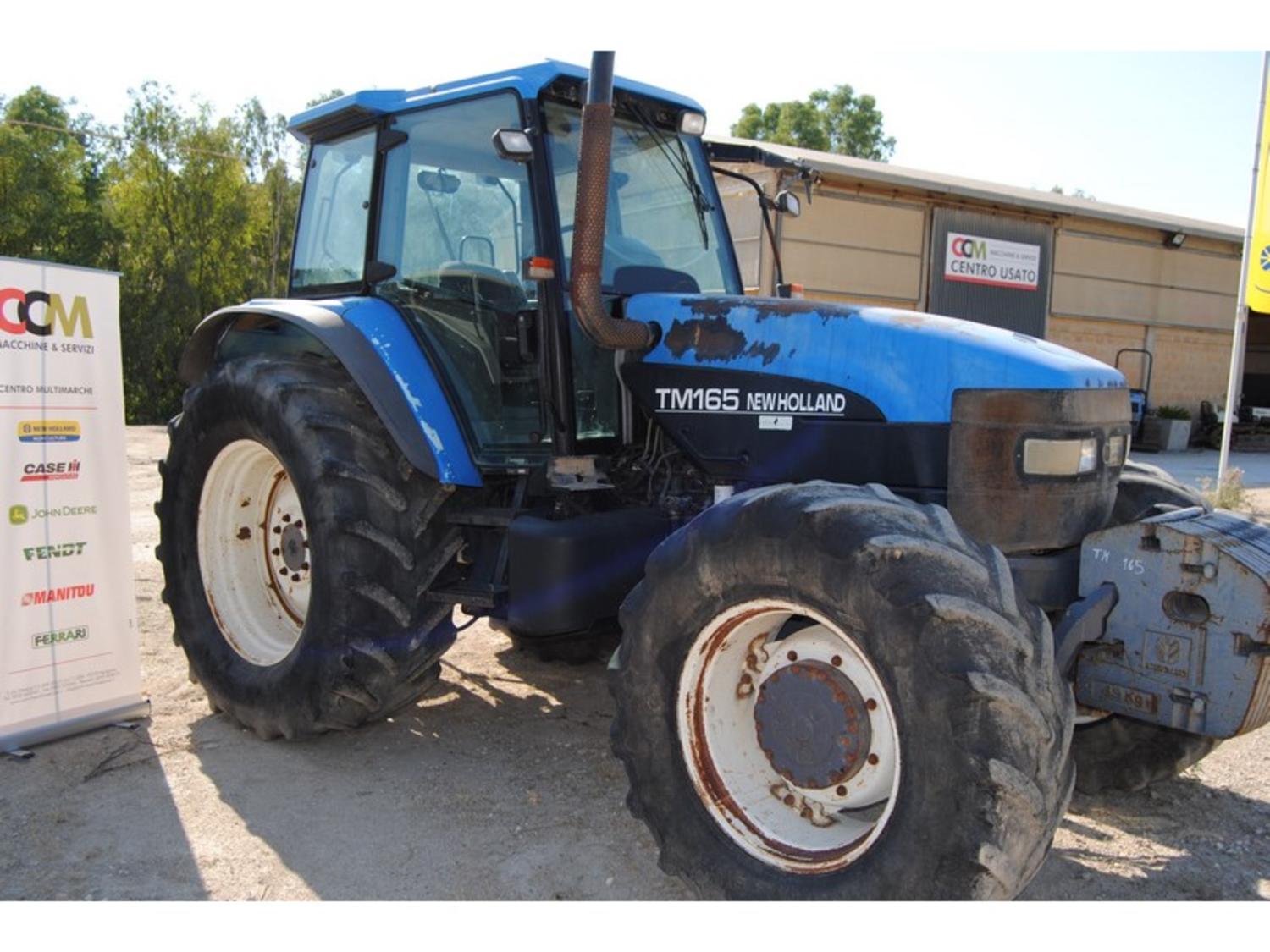Lot New Holland TM165 tractor