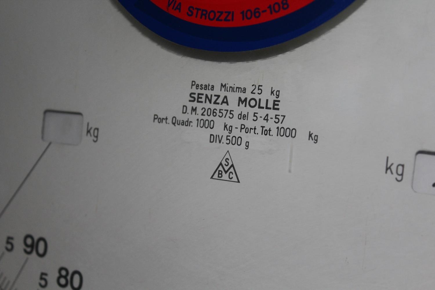 Lot Scales Justus and Gazzeri