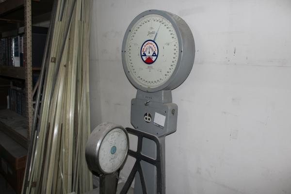 Lot Scales Justus and Gazzeri