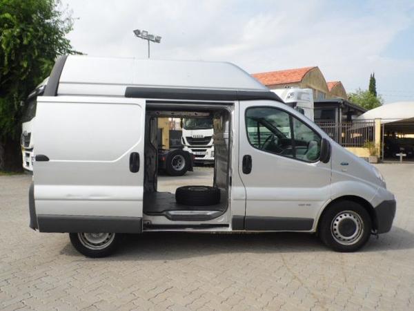Lot Renault Trafic trailer