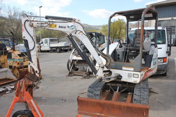 Lot Bobcat 328 excavator