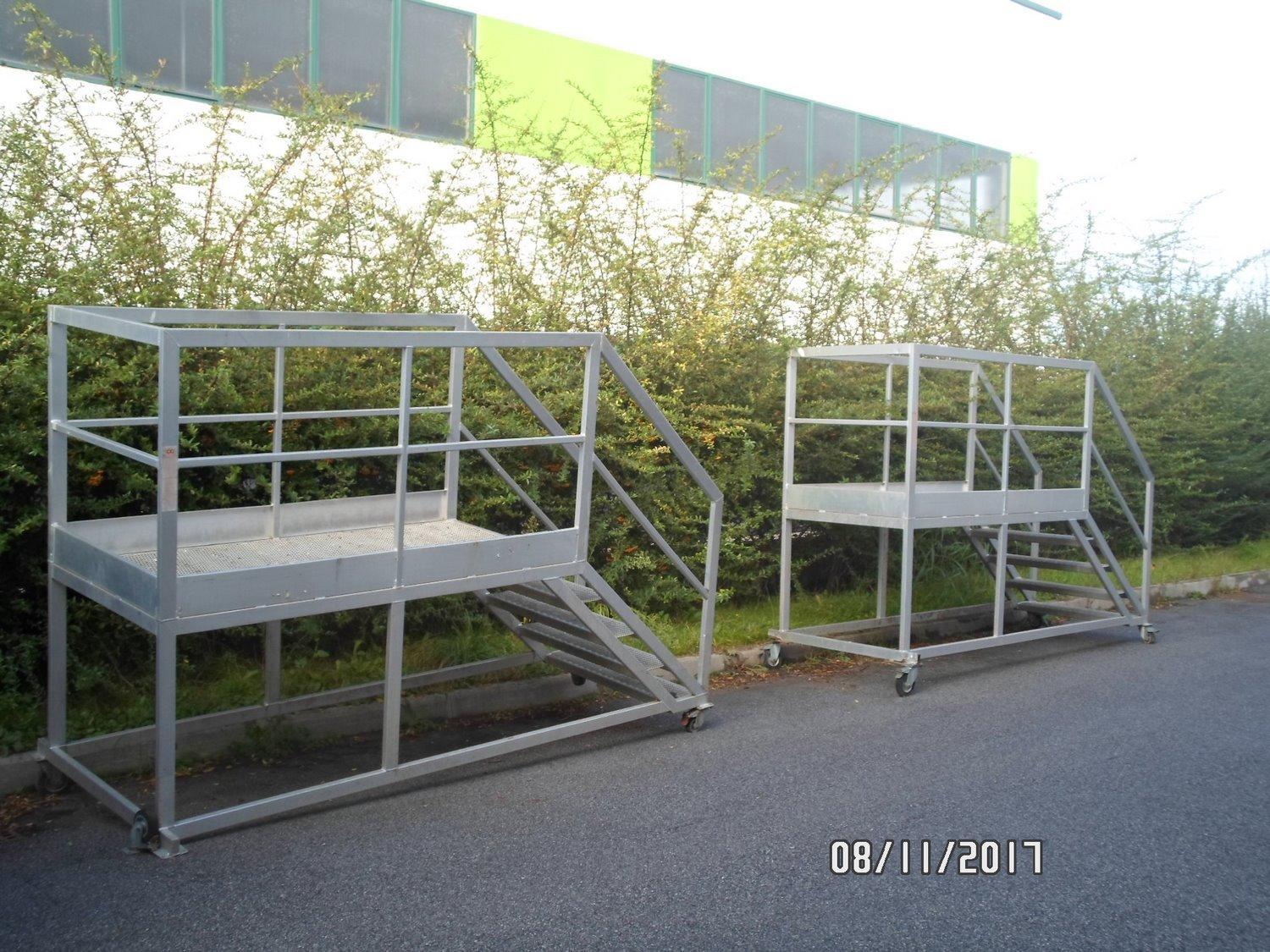 Lot Ladders for containers