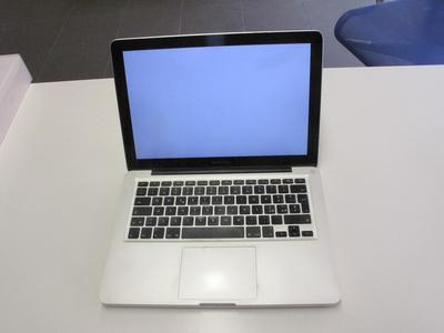 Lot MacBook Pro