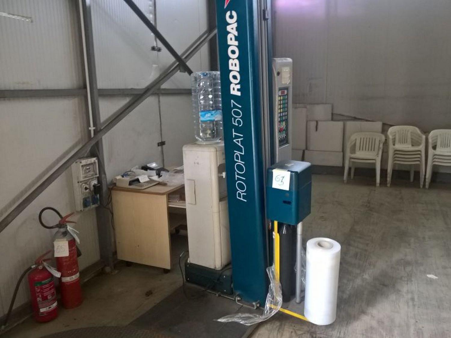 Lot Robopac wrapping machine for pallet