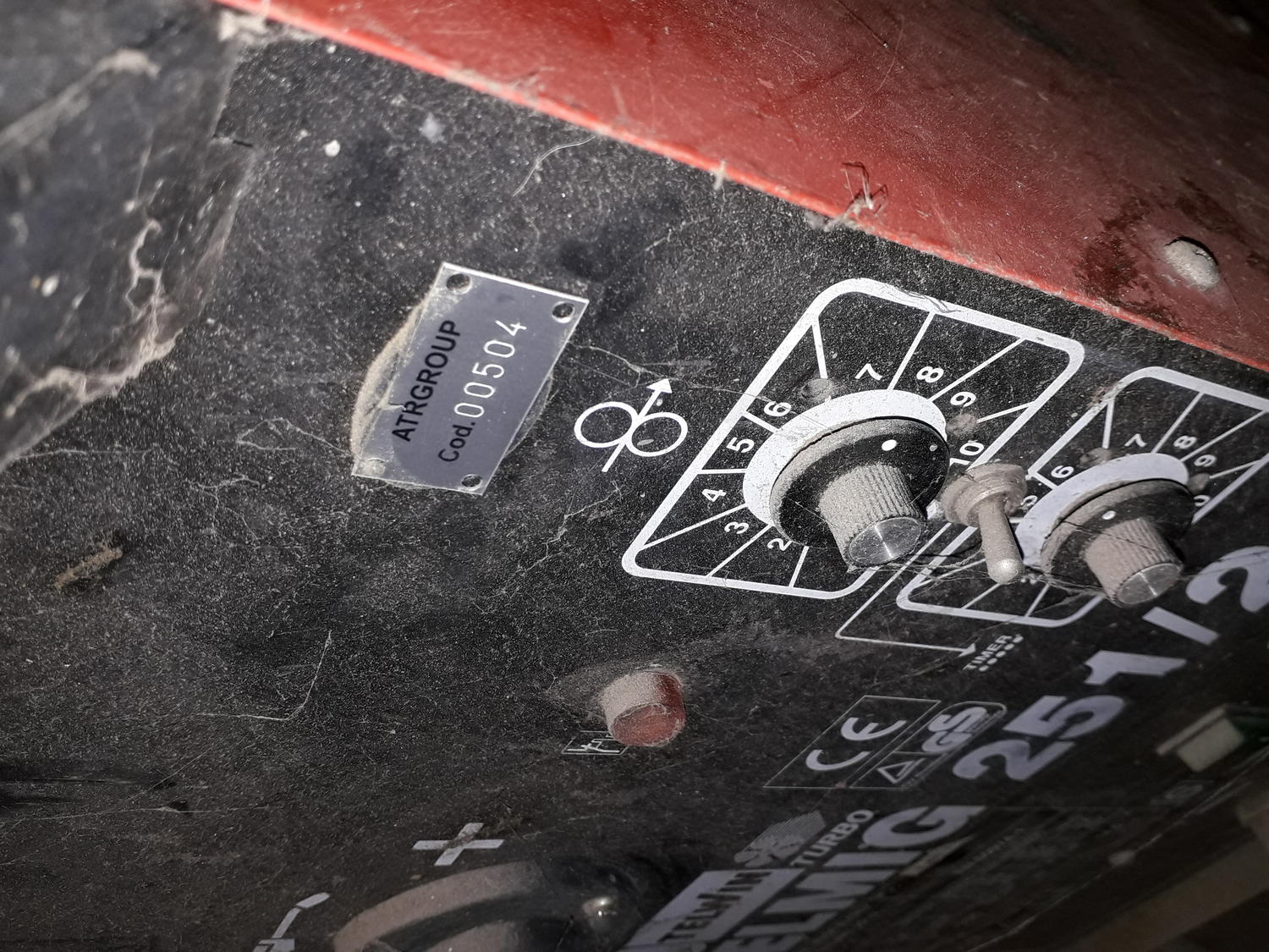 Lot Esab power compact 250 EF welding machine