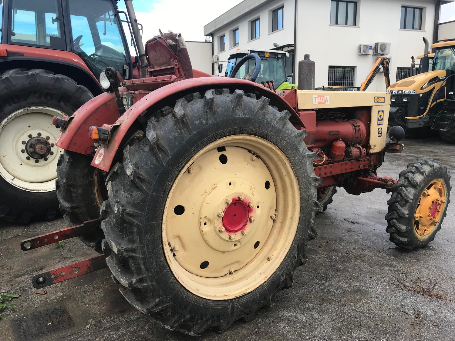 Lot Belarus T40 Tractor