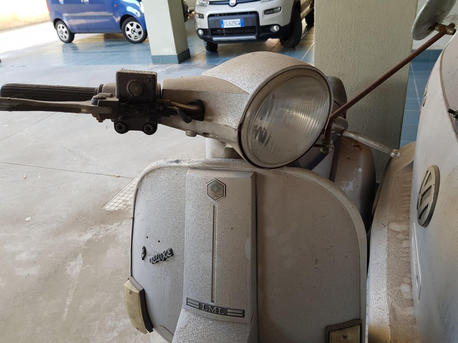 Lot Piaggio Vespa LML 150