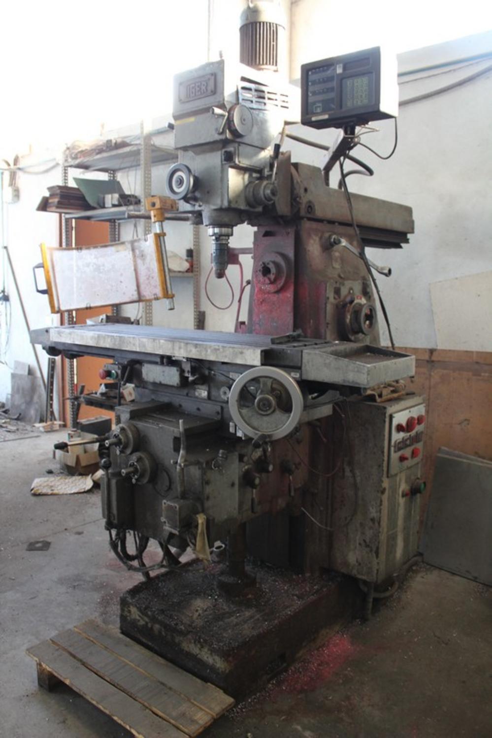Lot Milling machine