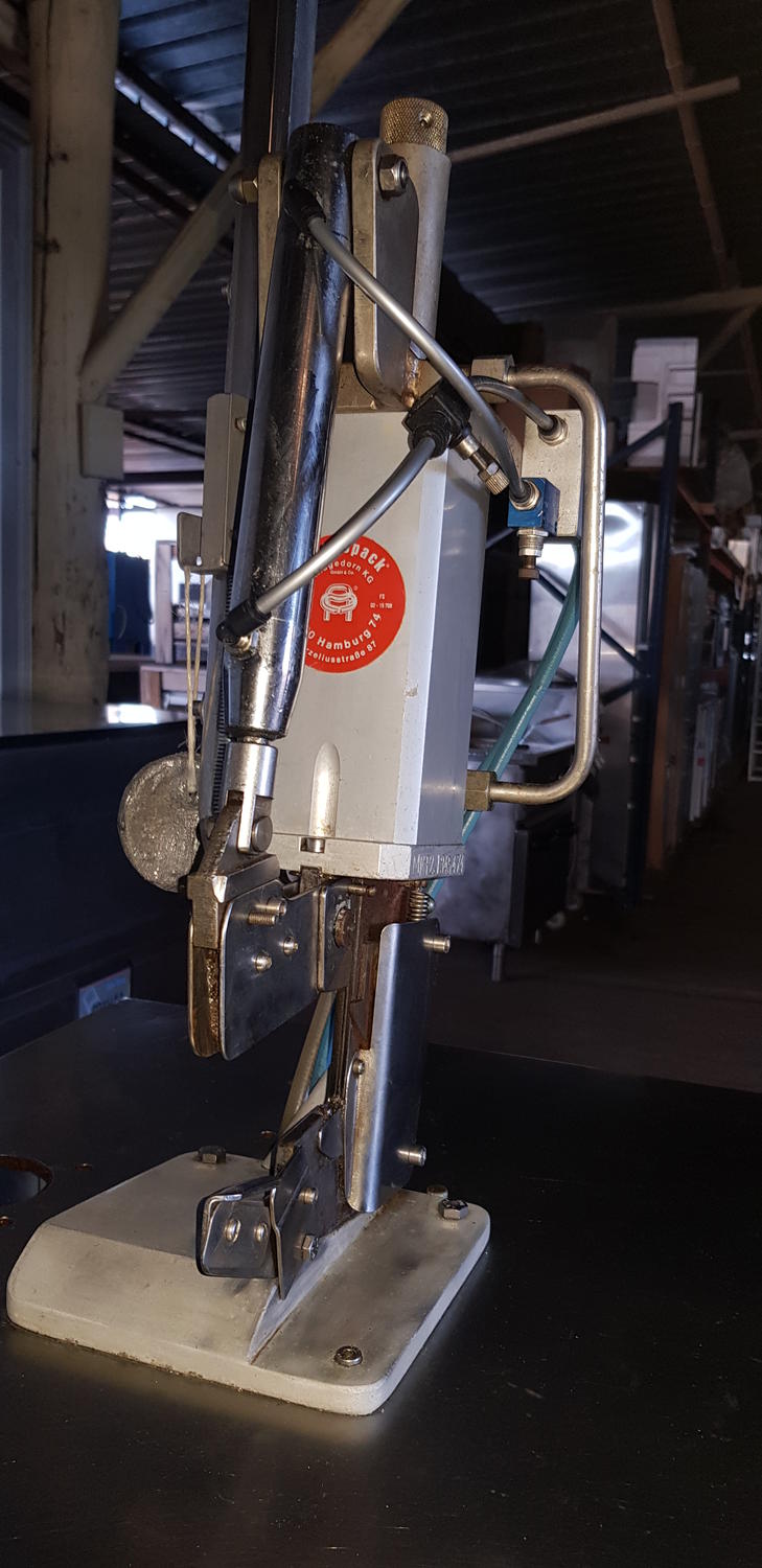 Lot Pneumatic clipper