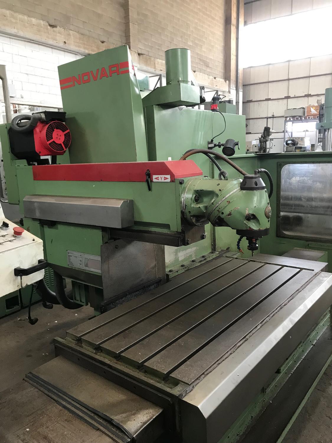 Lot Novar fixed bench milling machine