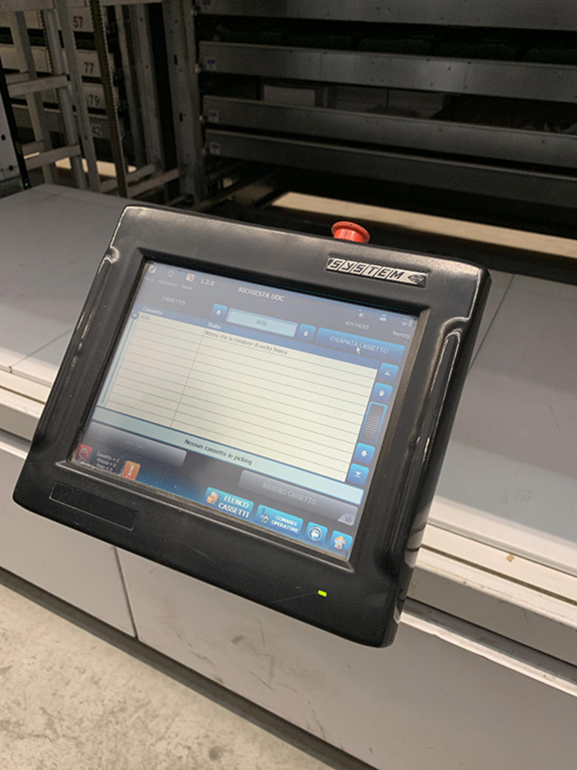 Lot System Modula ML50 D vertical automatic storage system