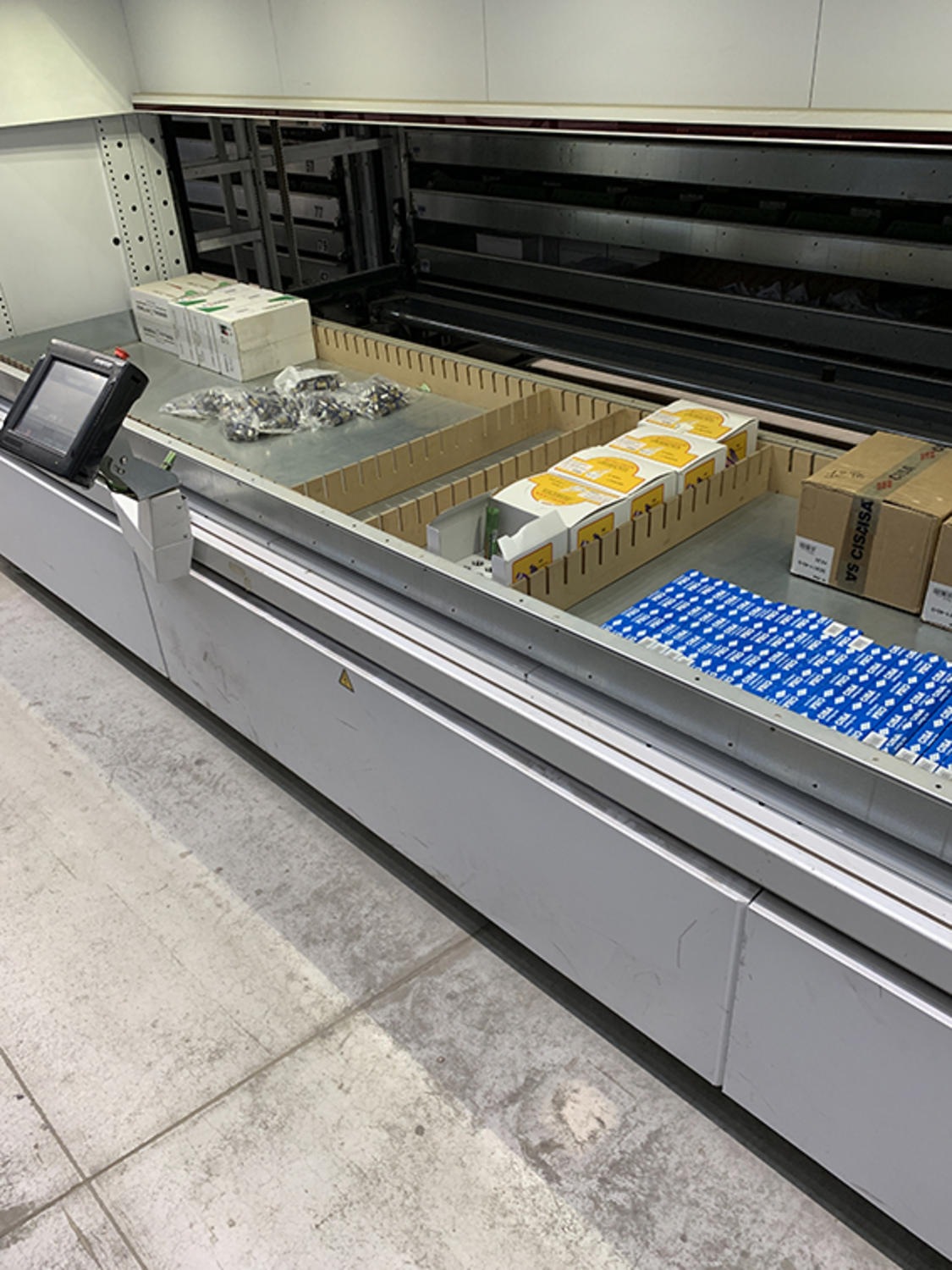 Lot System Modula ML50 D vertical automatic storage system