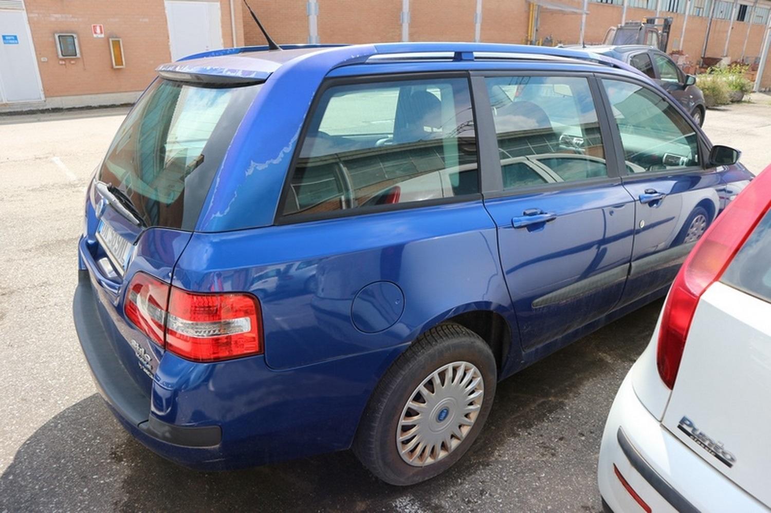 Lot Fiat Stilo SW vehicle