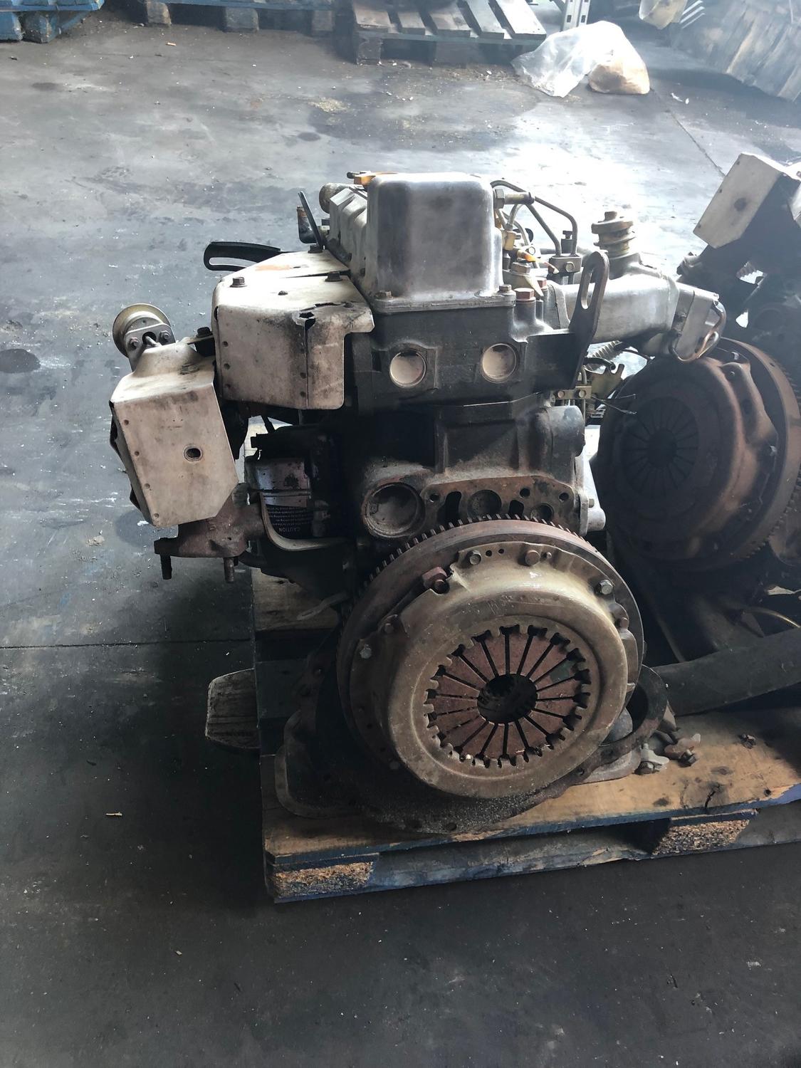 Lot Nissan Cabster BD 30 engine