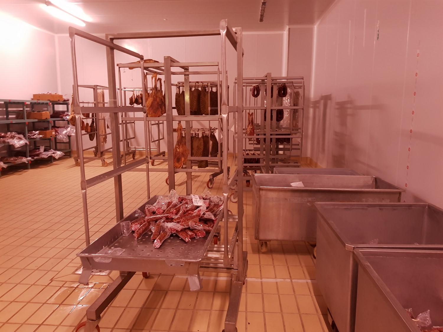 Lot Meat trolley
