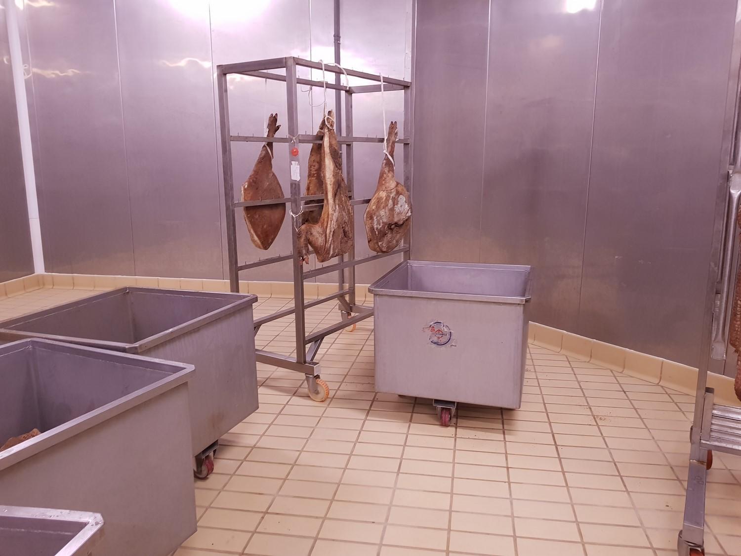 Lot Meat trolley
