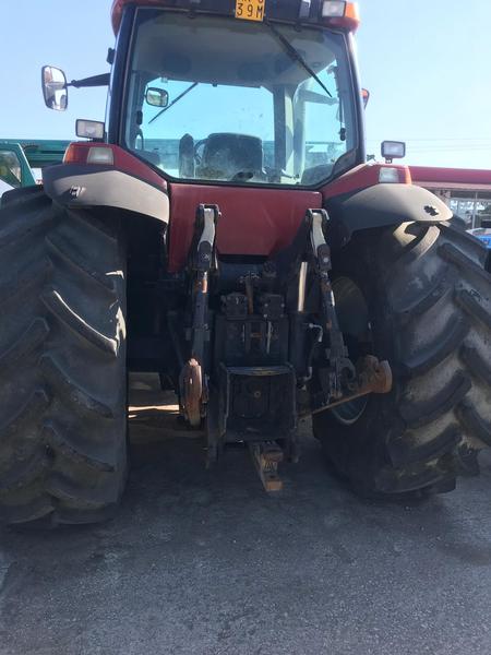 Lot Case MX 270 tractor
