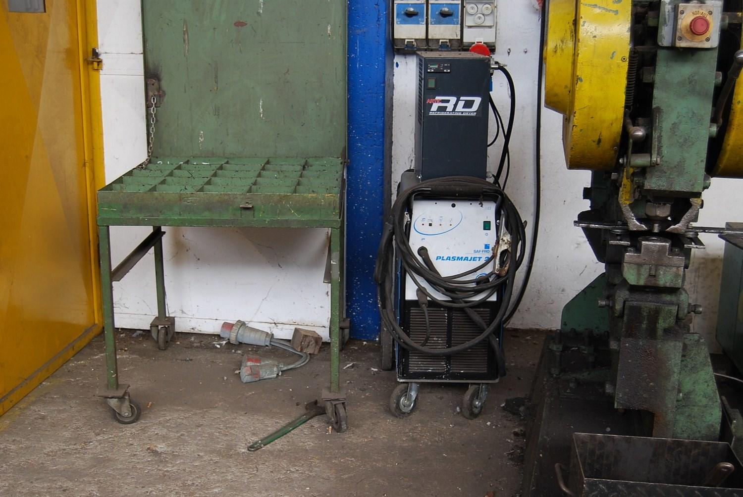 Lot Saf-Fro welding machine