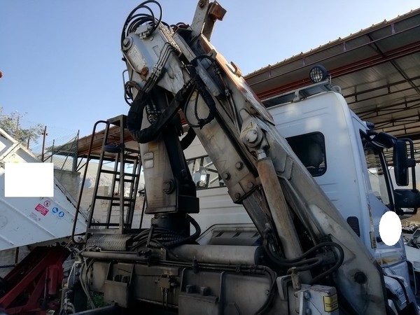 Lot Demountable truck with crane