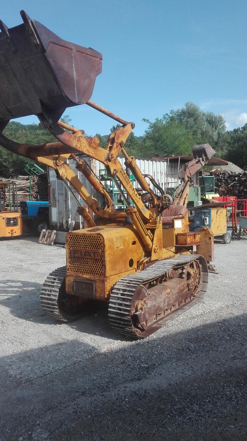 Lot Fiat FL4 impaleer with backhoe