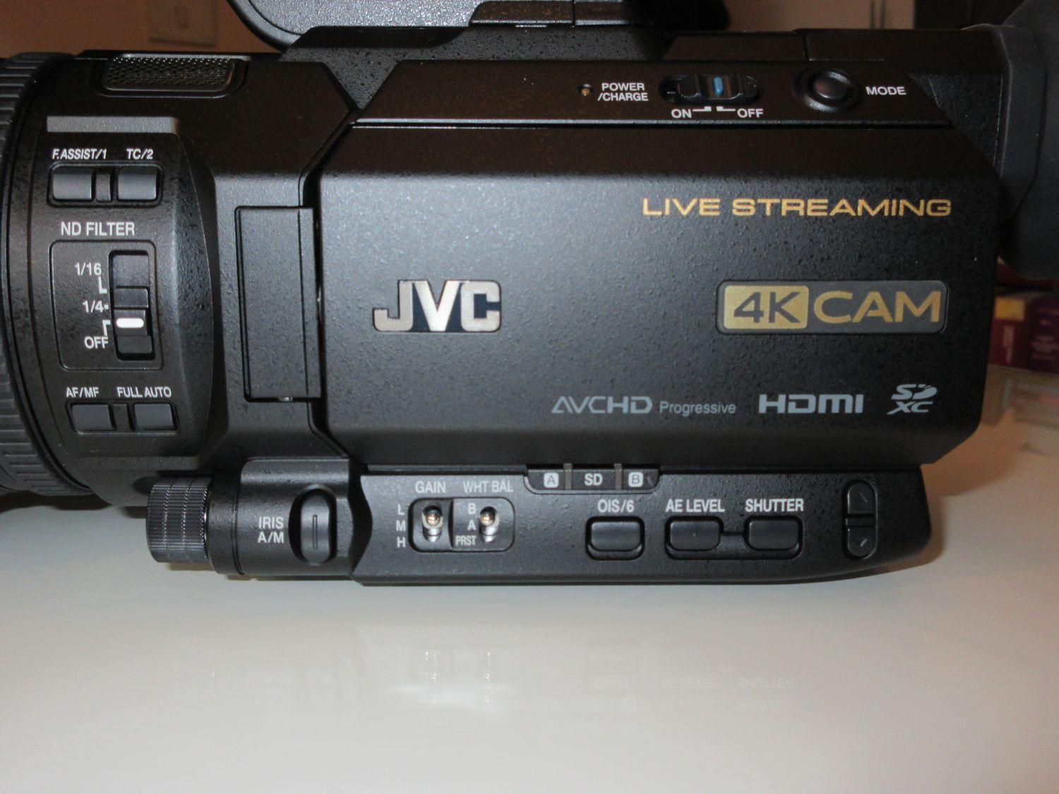 Lot JVC cameras