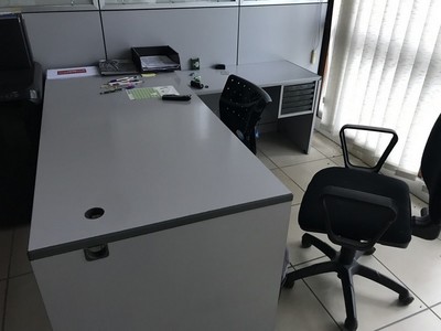 Lot Office furniture and office electronic equipment
