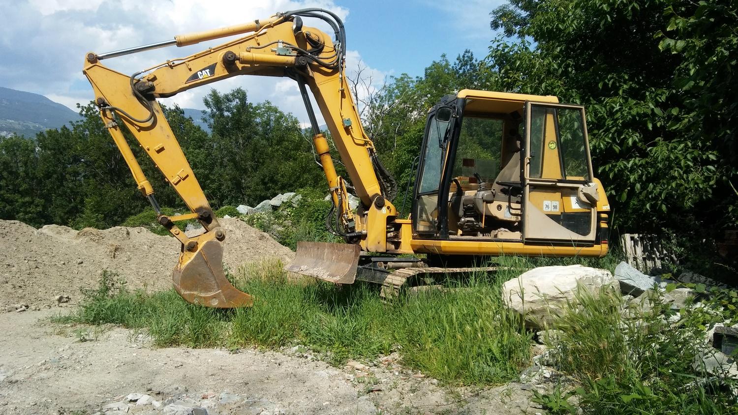 Lot Caterpillar 307 B crawler excavator