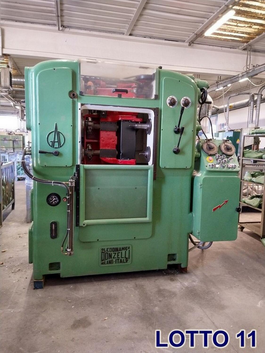 Lot Donzelli SGR 180 roughing machine