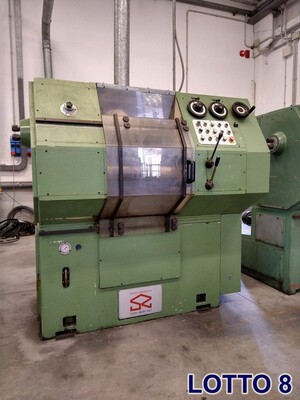Lot Donzelli roughing machine and pavers