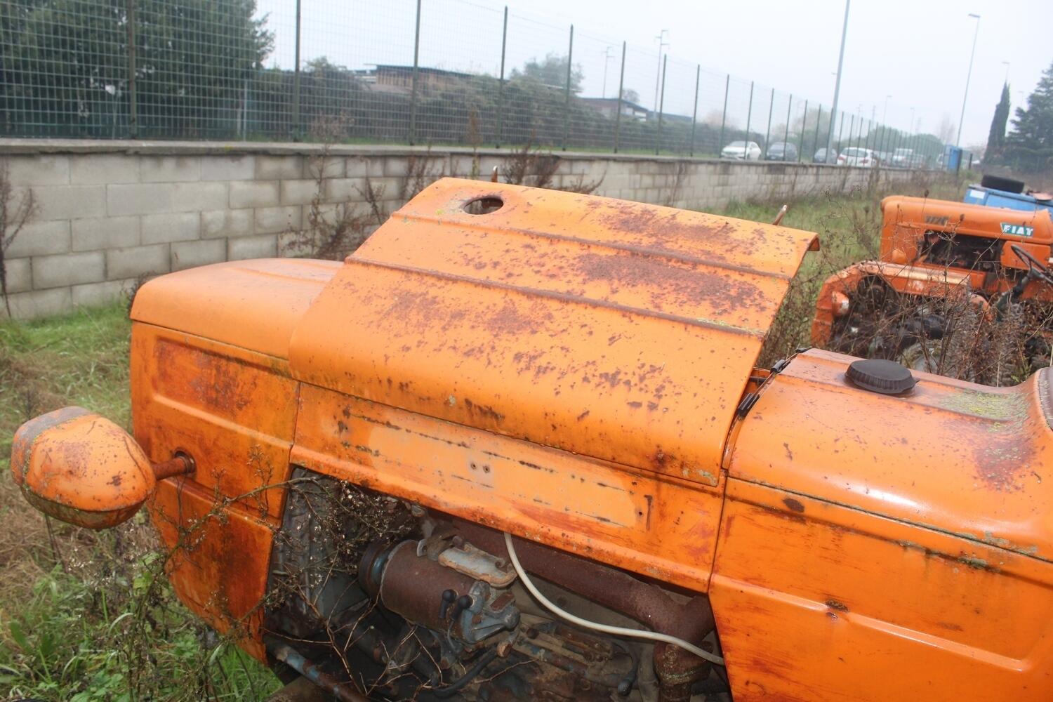 Lot Fiat and Nibbi agricultural tractors