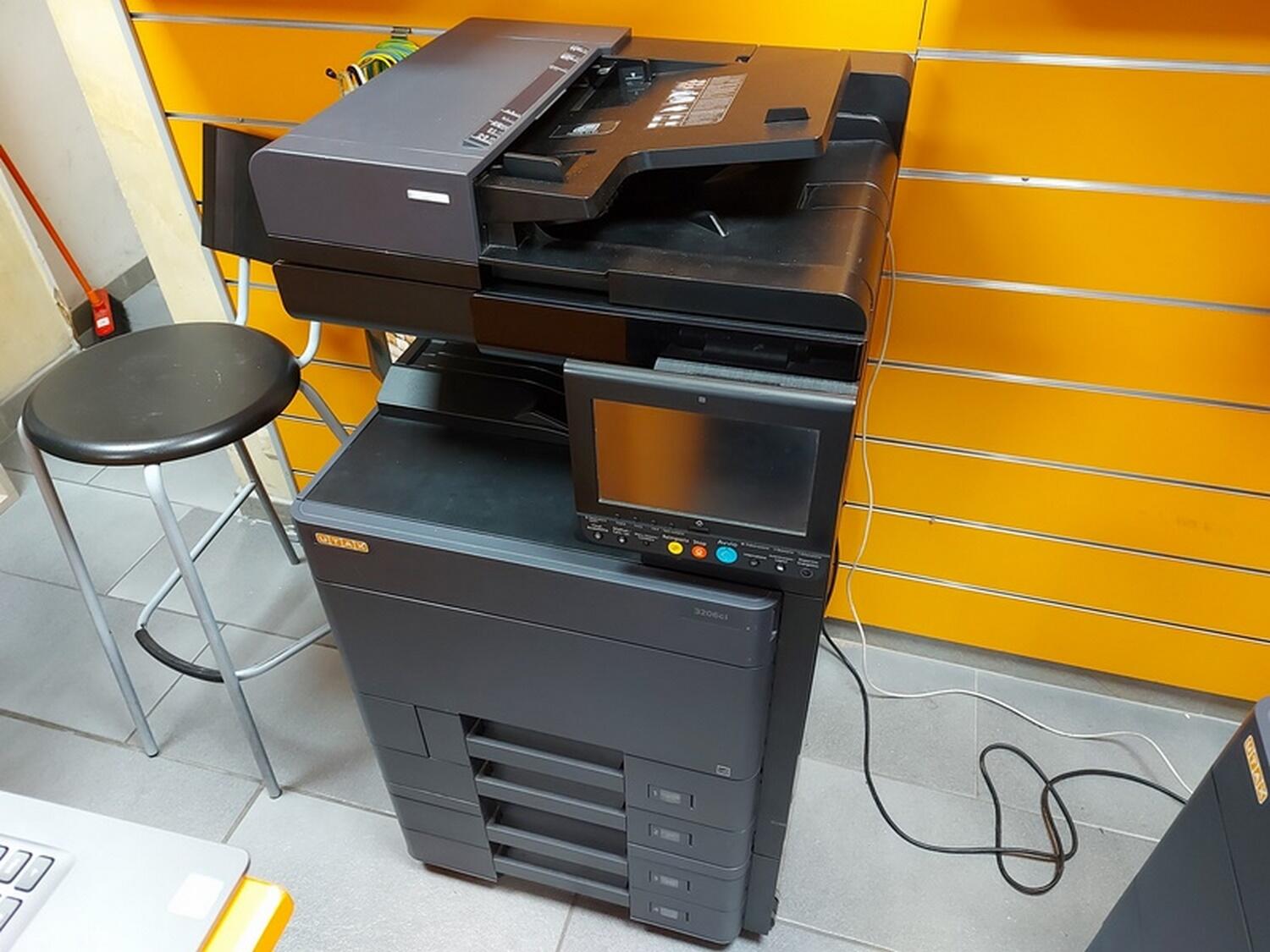 Lot Equipment and material for copy shops