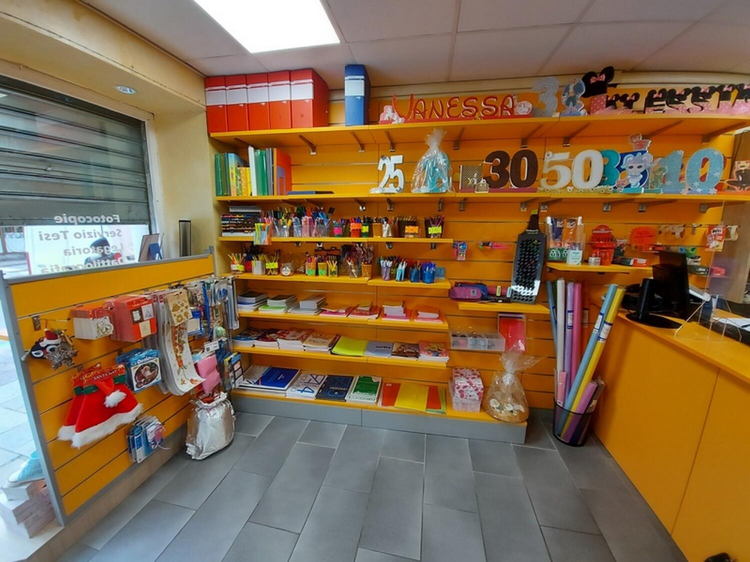 Lot Equipment and material for copy shops