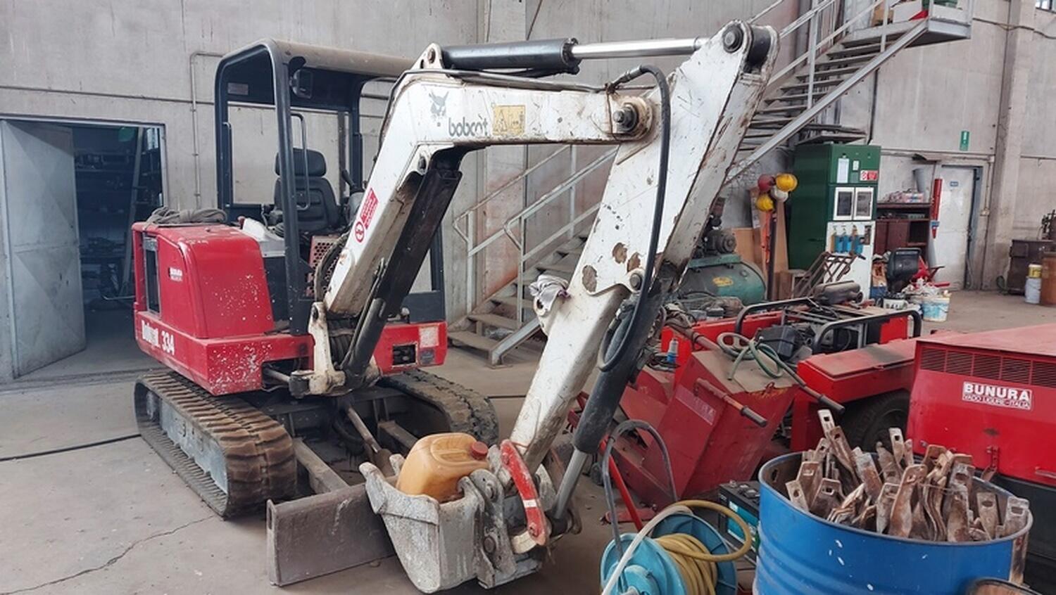 Lot Bobcat 334 Excavator