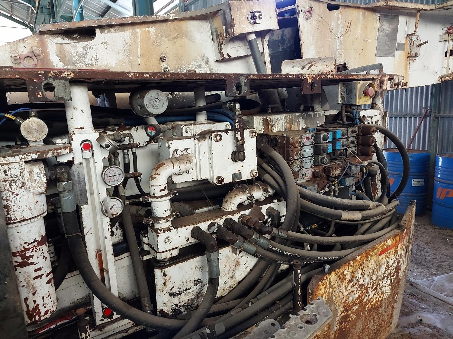 Lot Excavation group with Voest Alpine ABM25-EX continuous miner