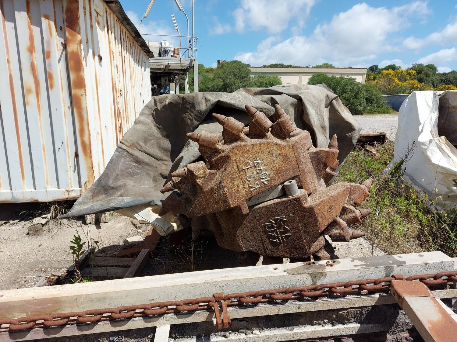 Lot Excavation group with Voest Alpine ABM25-EX continuous miner