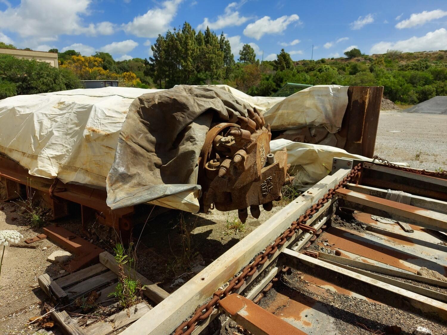 Lot Excavation group with Voest Alpine ABM25-EX continuous miner