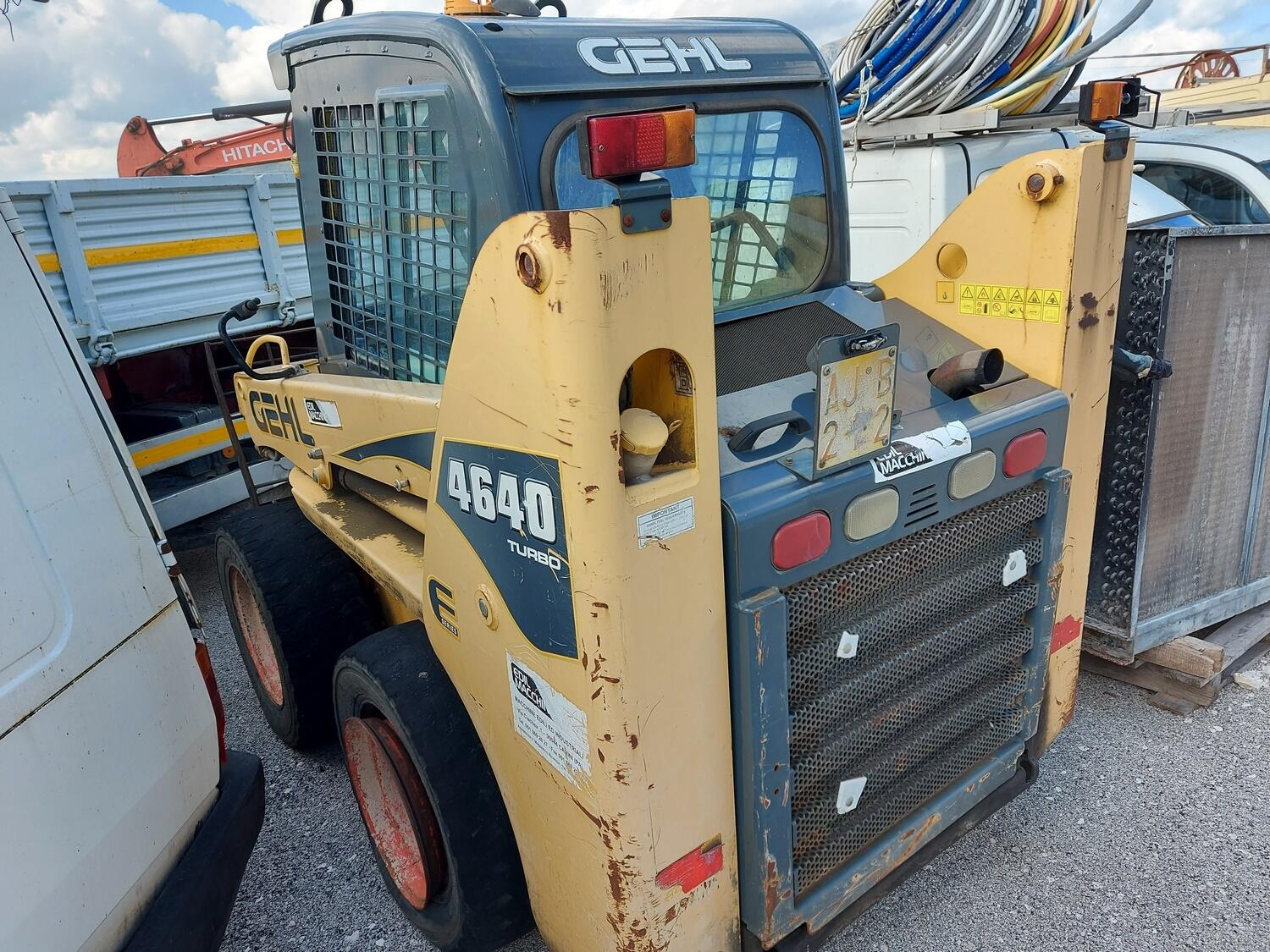 Lot Skid-Steer Loader Gehl 4640