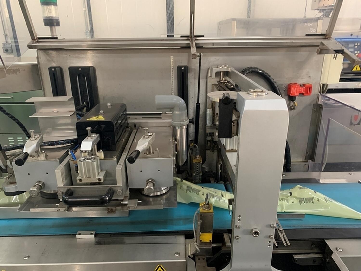 Lotto Confezionatrice flow pack Ilapak Astra PC