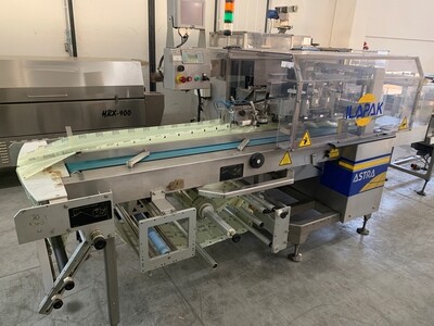 Lot Ilapak Astra PC flow pack packaging machine