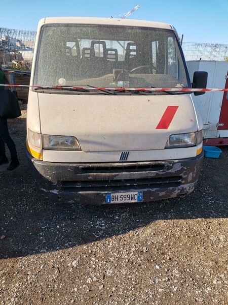 Lot Fiat commercial vehicles