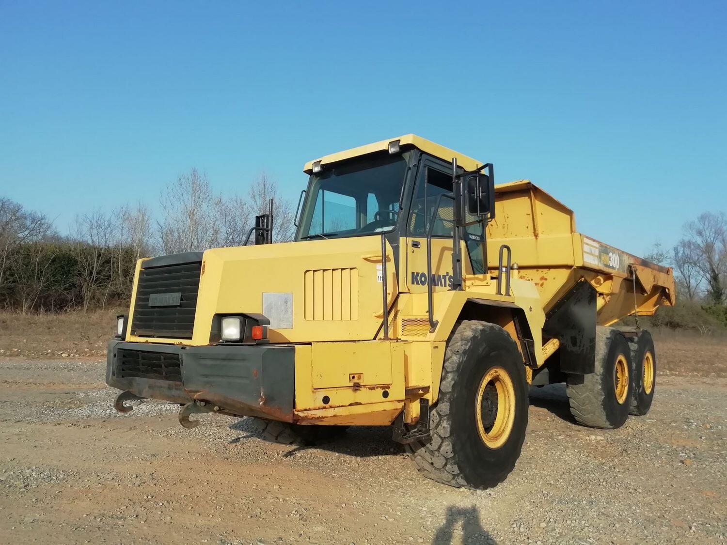Lot Komatsu articulated dumper