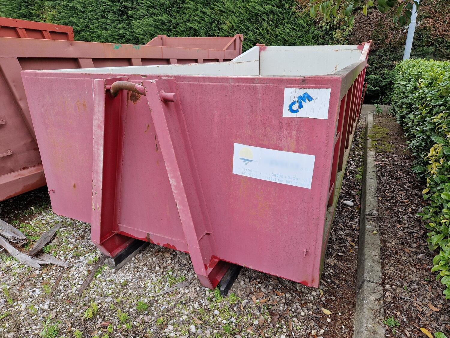 Lot Roll-off skip for sludge Saved