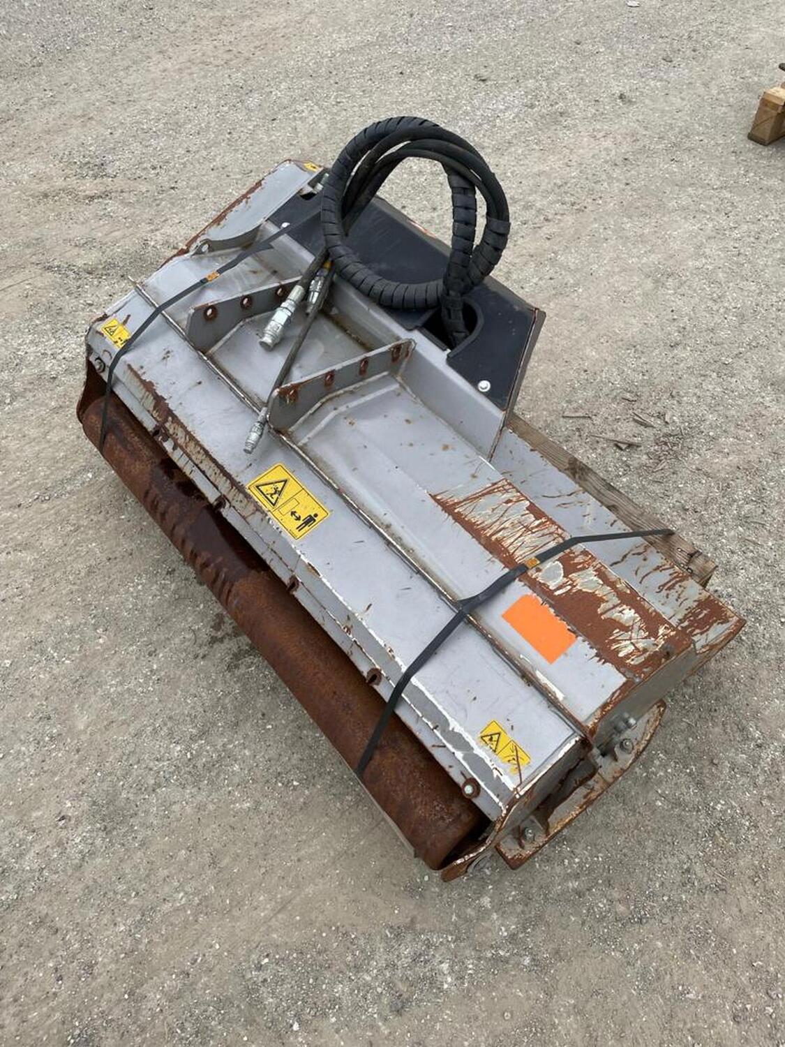 Lot Fae carving head