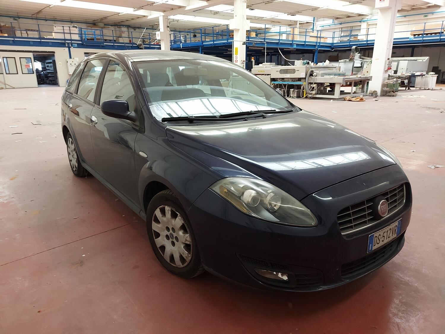 Lot Fiat Croma car,